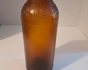 Vintage Clorox 1/2 Gallon Brown Glass Bottle Embossed One Finger. 1950 ...