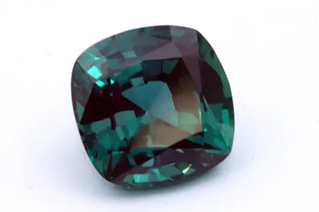 Czochralski Method Alexandrite Loose Gemstones, Lab Created Pulled ...