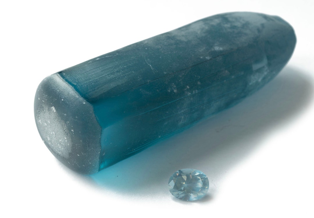 Dark Aquamarine Spinel Loose Rough Stone, Lab Created Dark Aquamarine ...