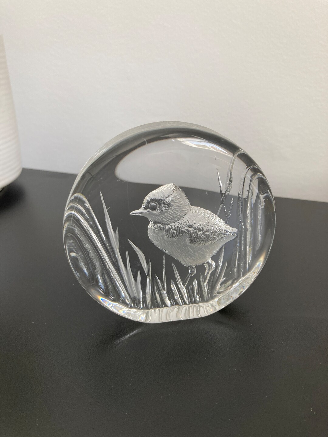 Vintage Mats Jonasson Swedish Glass Small Bird Sculpture Paperweight