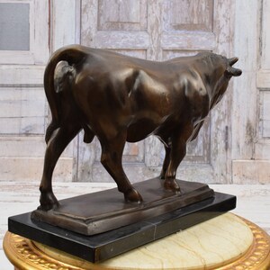 Very Large Bull Bronze Statue - Solid and Heavu Sculpture Bull - Art ...