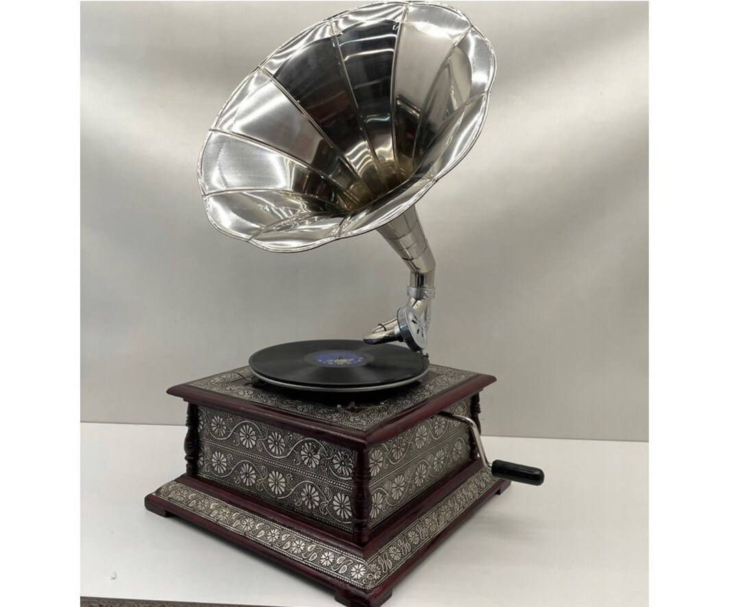 Nostalgic Gramophone - Phonograph New Working - Record Player Glamour Style - Handmade ...