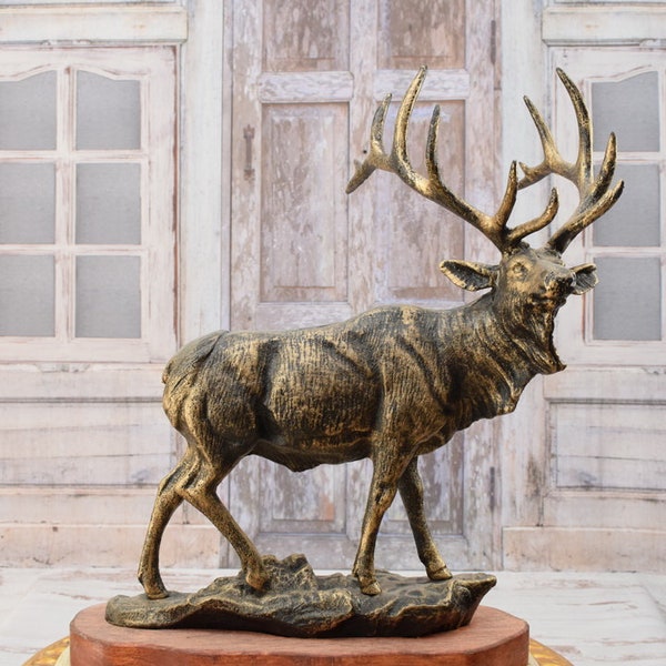 Large Deer Garden Statues - Etsy