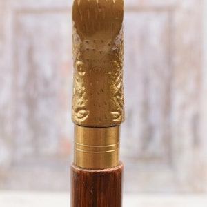 Classic Walking Stick - Wooden and Brass - Elegant Goldene Cane - Gift ...