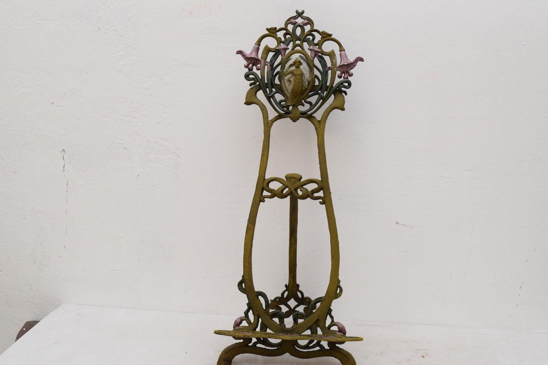 Restaurant Menu - Stand Book in Art Deco Style Cast Iron Easel Flower ...