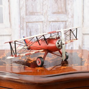 Amazing Vintage Airplane - Collector Items - Classic Metal Old Model ...