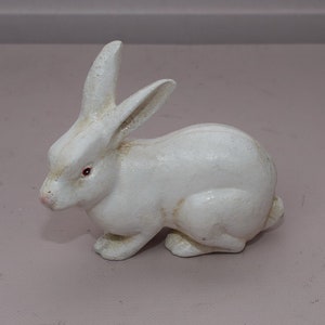 Cast Iron White Rabbit Statue - Amazing Hare Animal Sculpture - Elegant ...