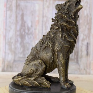 Realistic Sitting Howling Wolf Bronze Sculpture - Wolf Statue on Marble ...