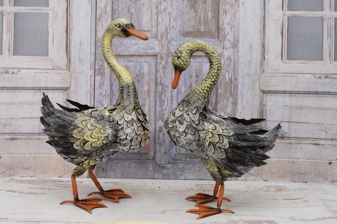 Iron Duck Statue Pair: Realistic Garden Ducks, Loving Couple - Etsy