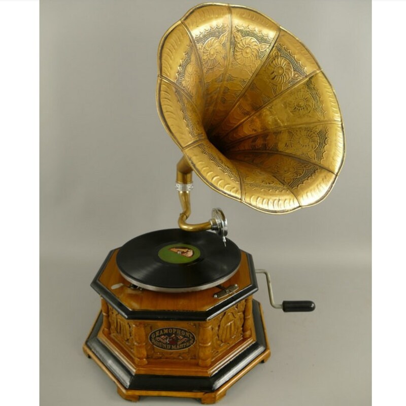 Antique Gramophone - Etsy