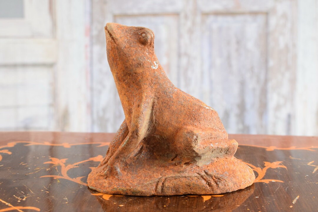 Cast Iron Amazing Frog - Rustical Cast Iron Frog - Amazing Garden ...