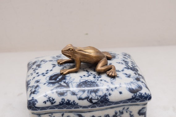 Painted Blue Box Porcelain Frog Casket Flower Flowers… - Gem
