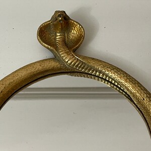 Cobra Goldene Round Mirror - Amazing Mirror Snake - Funny Mirror - Wall ...