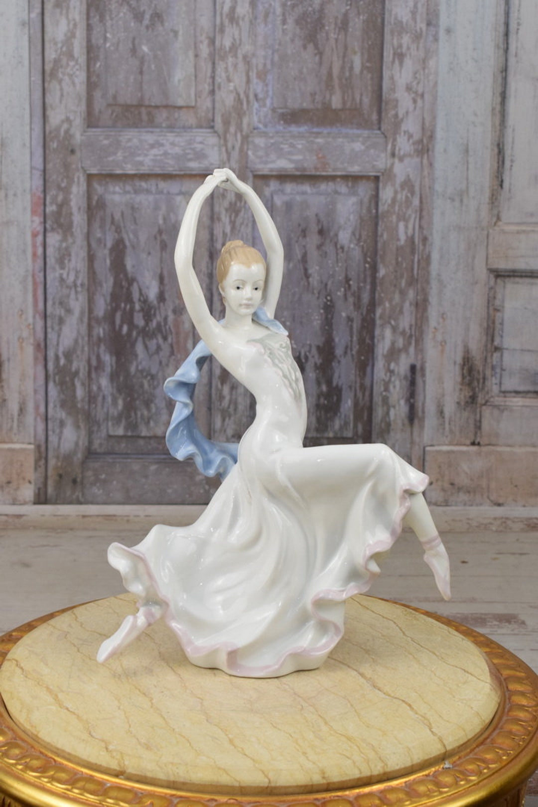 Unique Figurine! Porcelain Dancer Statue - Pink and White Porcelain ...