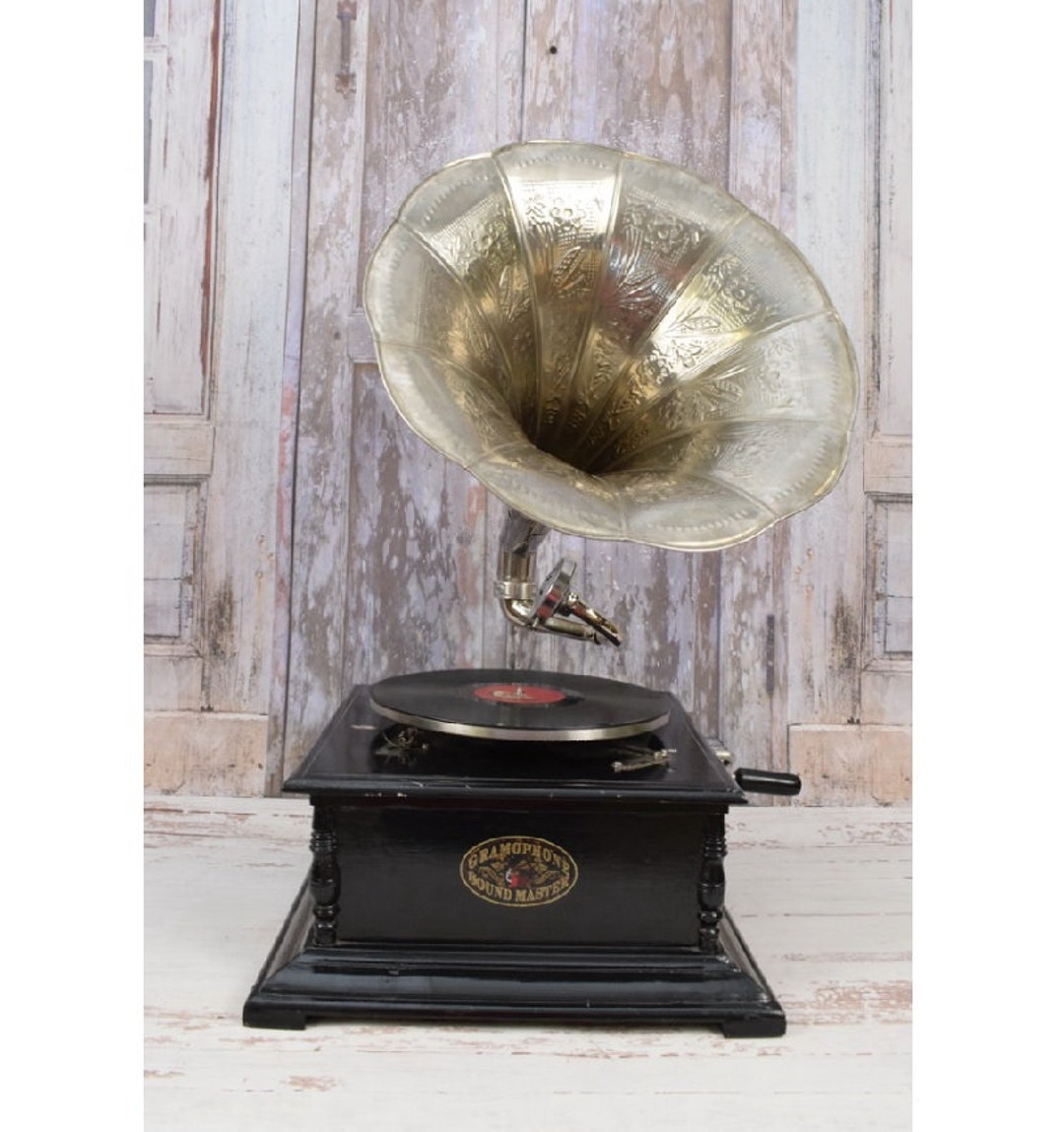 Nostalgic Gramophone - Silver Black Phonograph New Working - Record Player Glamour Style ...