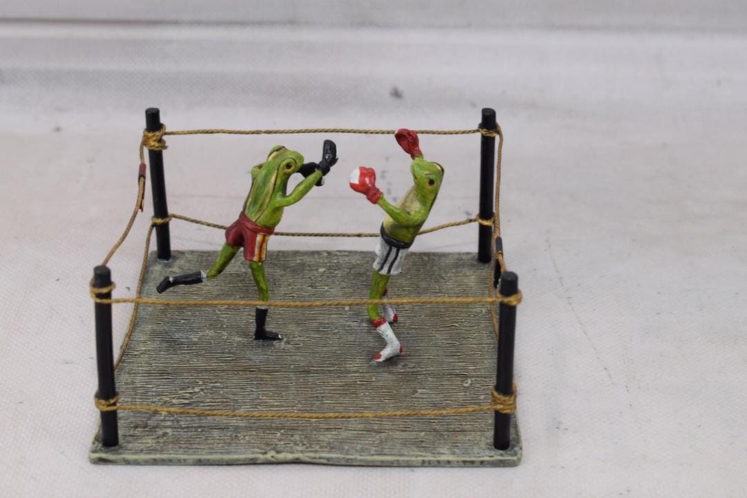 Vienna Bronze Statue Two Boxing Frogs Funny Luckly Figure Frogs ...