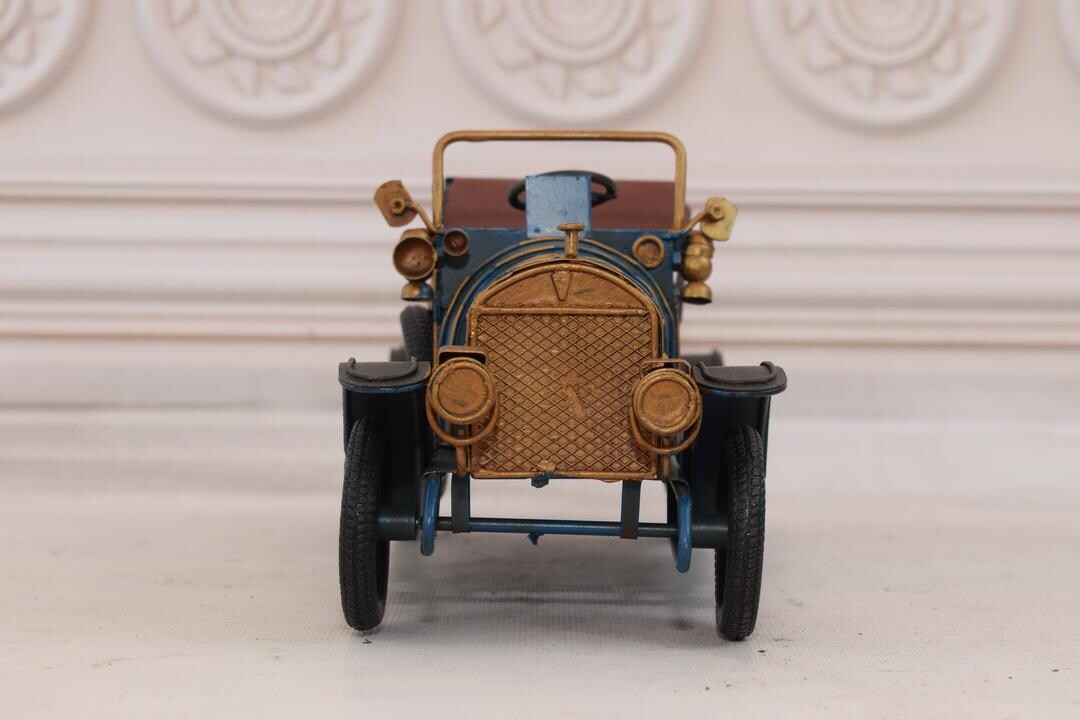 Vintage Metal Model Old Car - Amazing Blue Old Antique Car - Metal ...