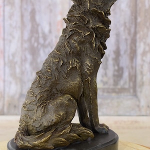 Realistic Sitting Howling Wolf Bronze Sculpture - Wolf Statue on Marble ...