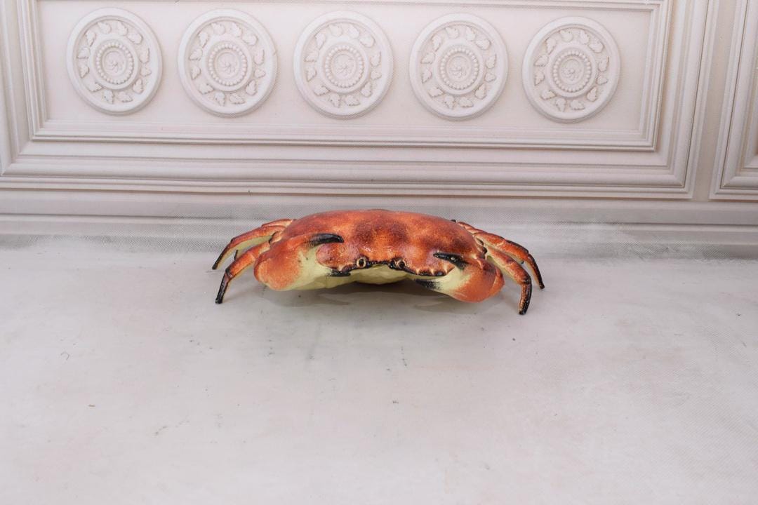 Amazing Casket Crab Cast Iron - Crab Sculpture - Amazing Figurine ...