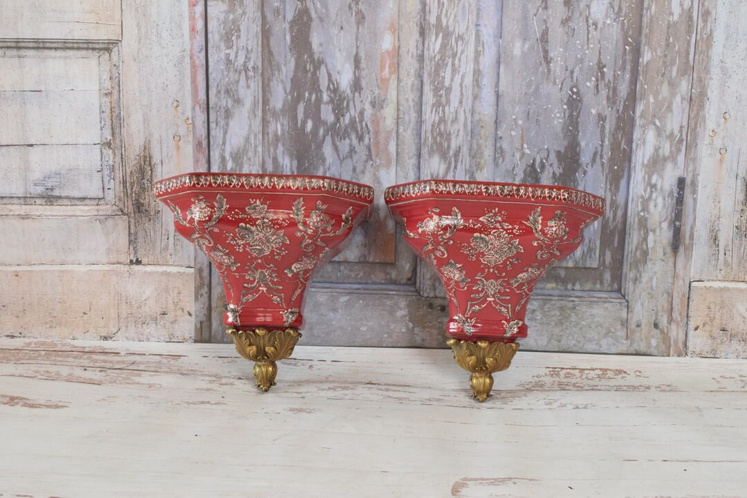Red Consoles Wall Decor Flowers Design - Pair Set Porcelain Consoles ...