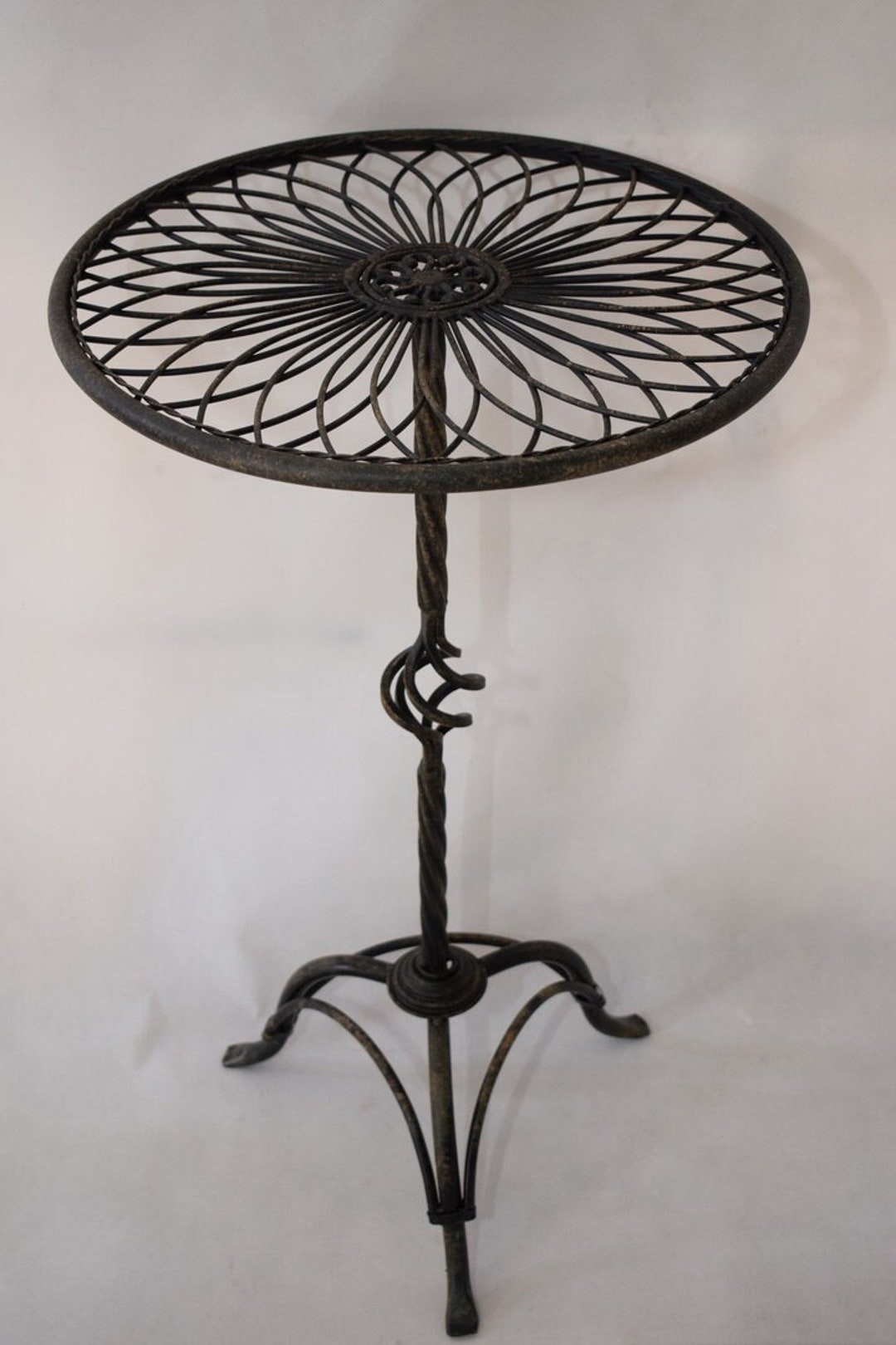 Flower and Coffee Table - Garden Table - Rustical Table - Garden and ...