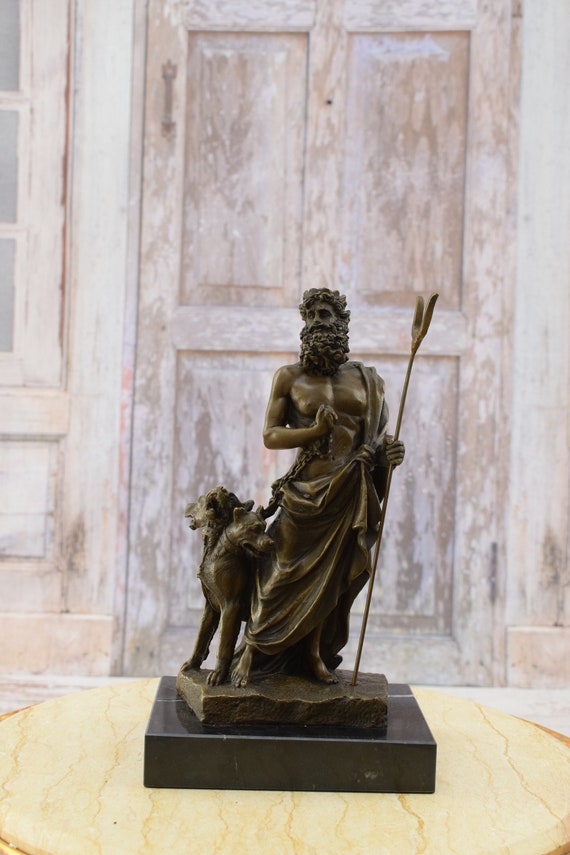 Statua Di Cerbero