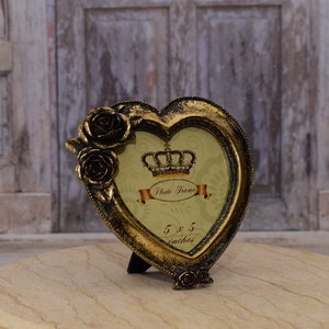 Heart Carved Gold Photo Frame - Art Deco Meets Victorian Style - Desk ...