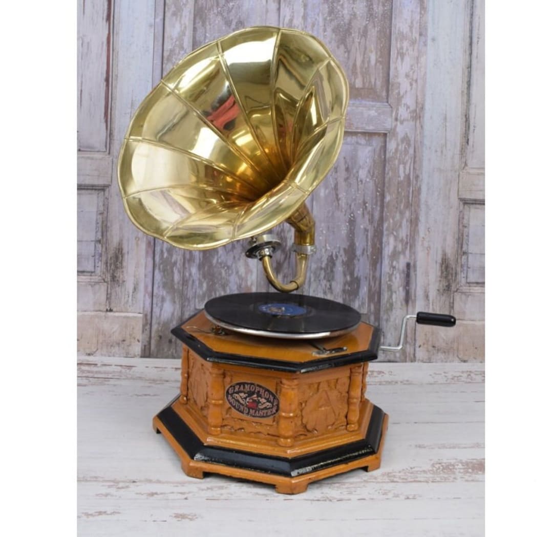 Nostalgic Gramophone - Phonograph New Working - Record Player Antique ...