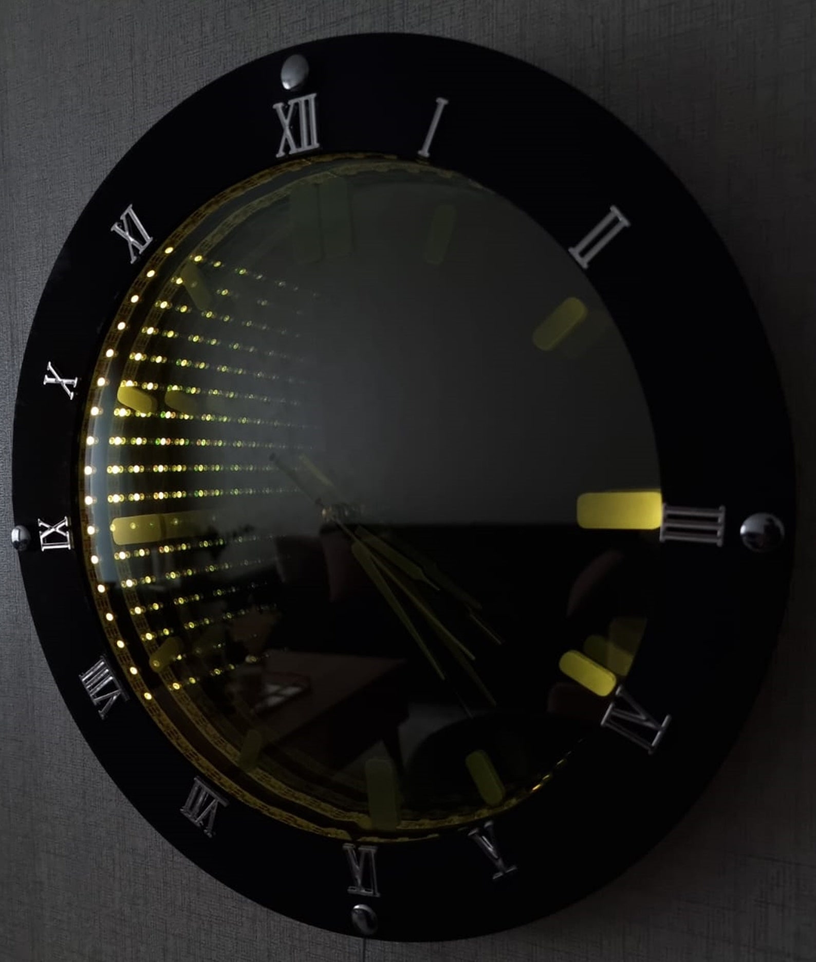 RGB Mirror Clock, Infinity Effect, Wall Clock, Led Clock, Analog Clock ...