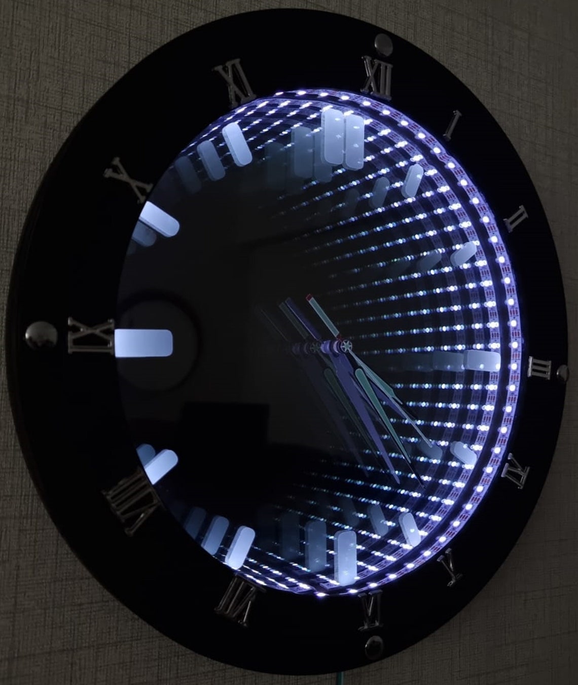 RGB Mirror Clock, Infinity Effect, Wall Clock, Led Clock, Analog Clock ...