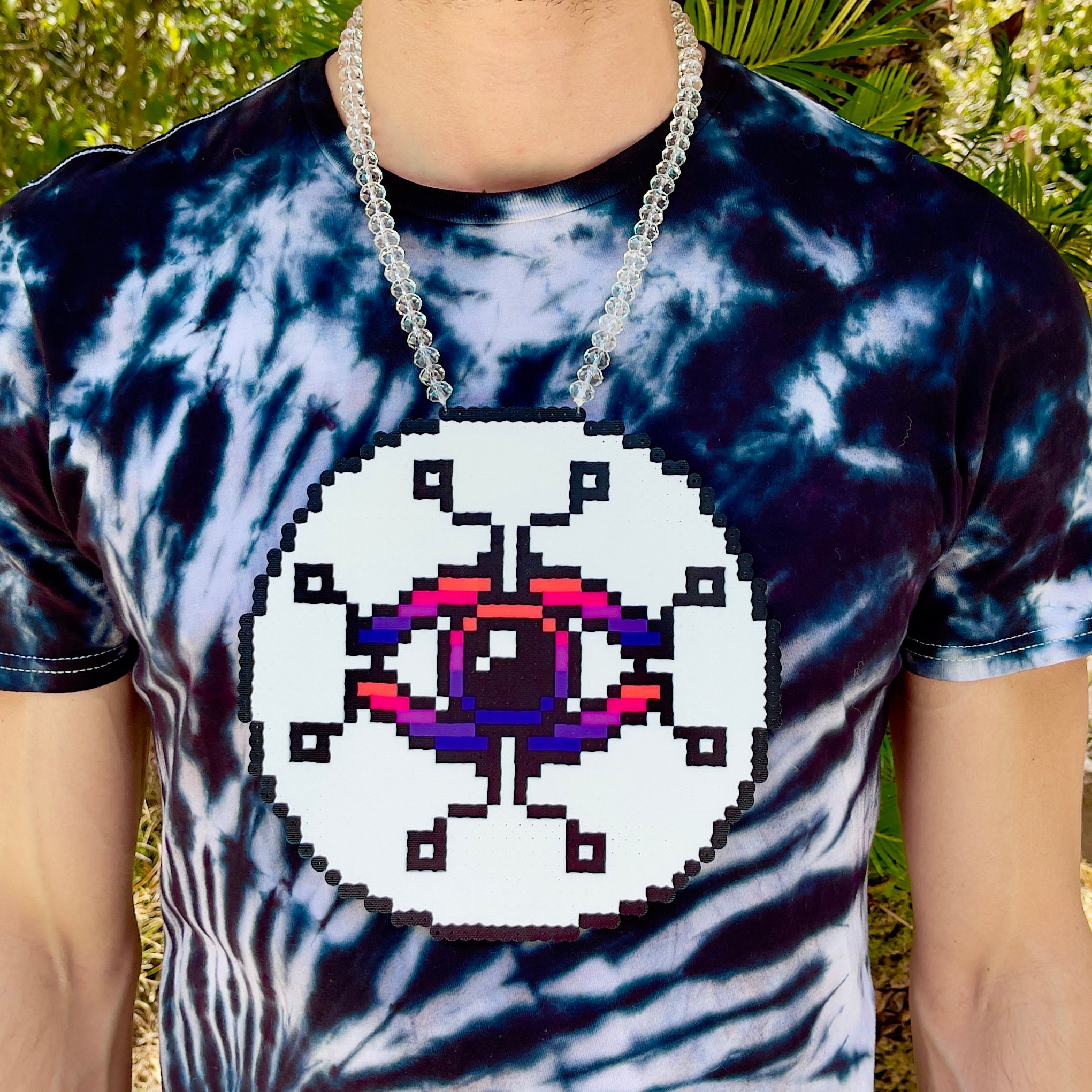 Leaky Pixels Perler Necklace • Perler Bead Art • Trippy Eye Perler ...