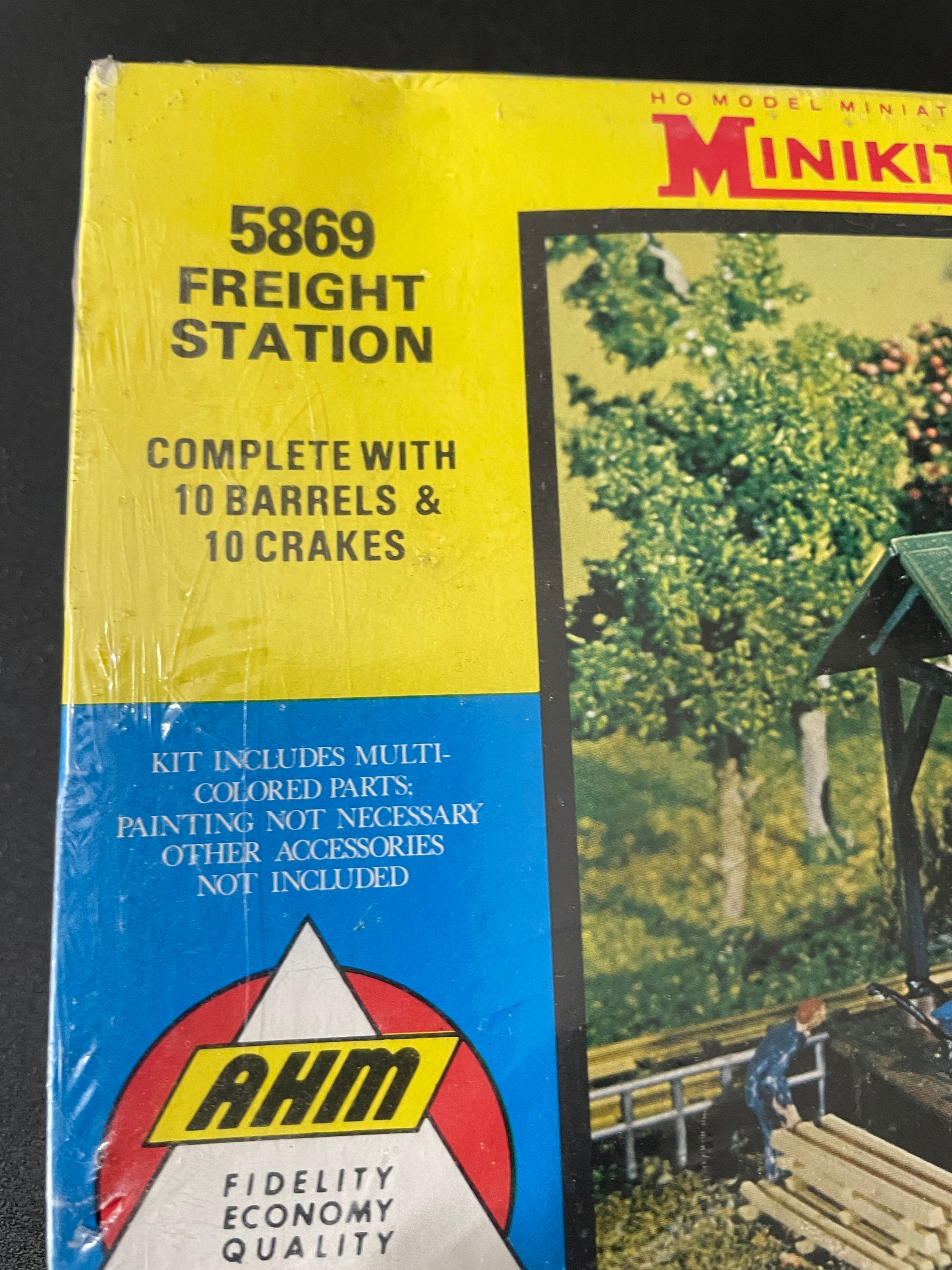 HO Scale AHM Minikits Freight Station Railroad Building Construction ...