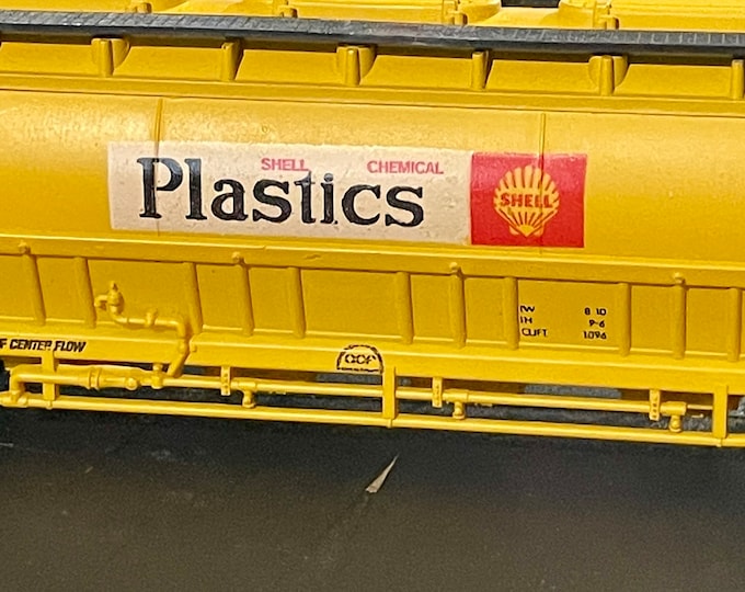 Tyco HO Scale "shell Plastics" Center Flow Hopper Freight Train Car ...