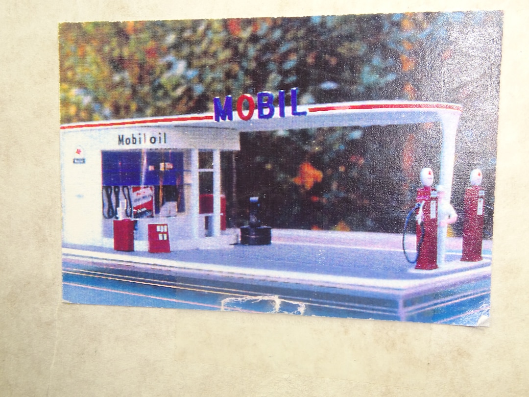 HO 1/87 Scale Gulf Deco Gas Station Model Structure Twin Whistle Sign ...