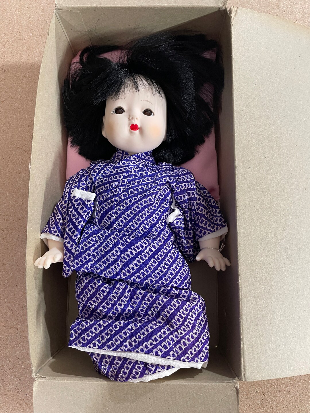 Vintage 1984 Japanese Vinyl Cloth Doll Blue Geisha Kimono Glass Eyes 10 ...