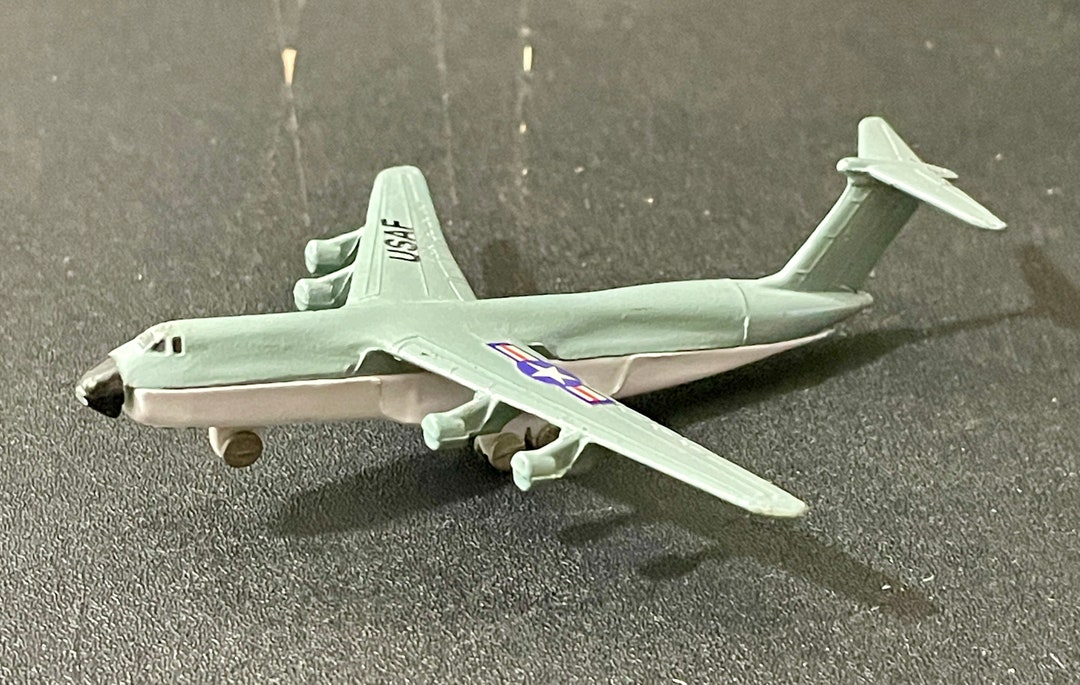 1/800 Scale Lockheed C-5A Galaxy Diecast USAF Aircraft Model - Zee Toys ...