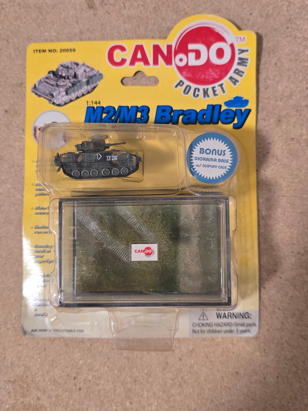Dragon Models Cando Pocket Army M2/M3 Bradley 20059 M270 Rare 1:144 ...