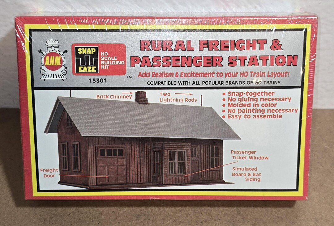 HO Scale AHM Rural Freight Passenger Station Model No 15301 Factory ...