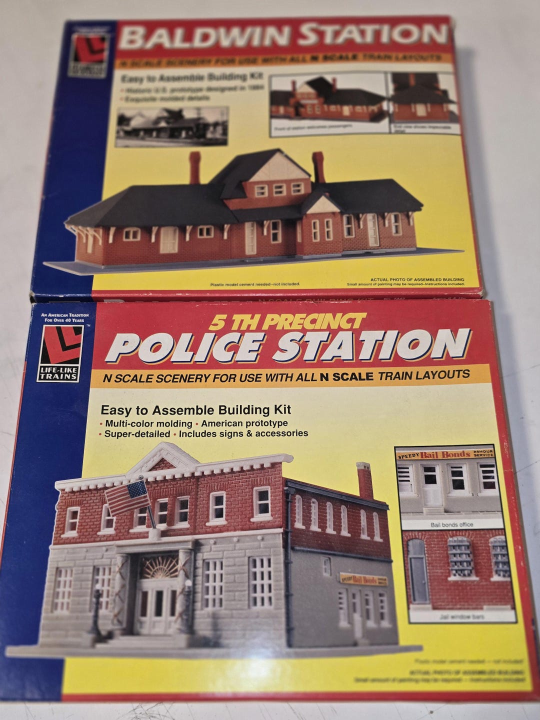 Life-like N Scale Lot of 2 Model Kits: Baldwin Station & Police Station ...