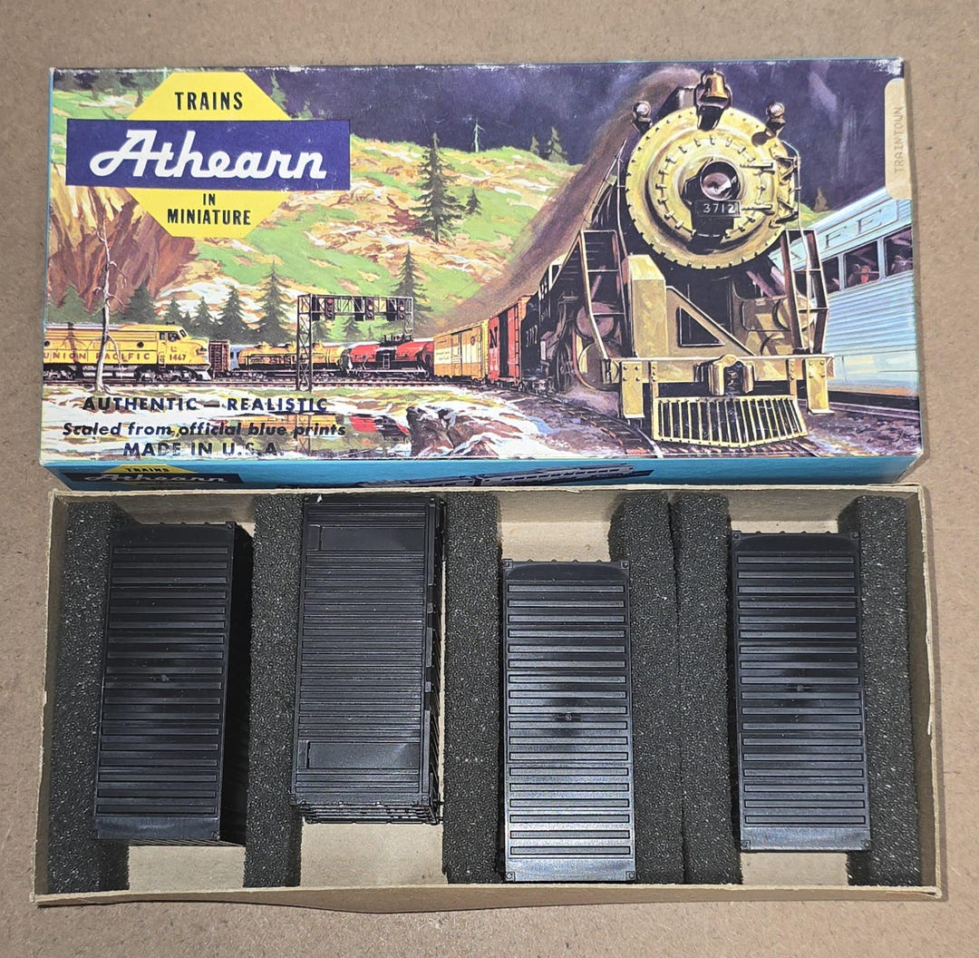 Athearn HO Scale 20ft Containers W/logo Panels (undecorated) #2030 NIB ...