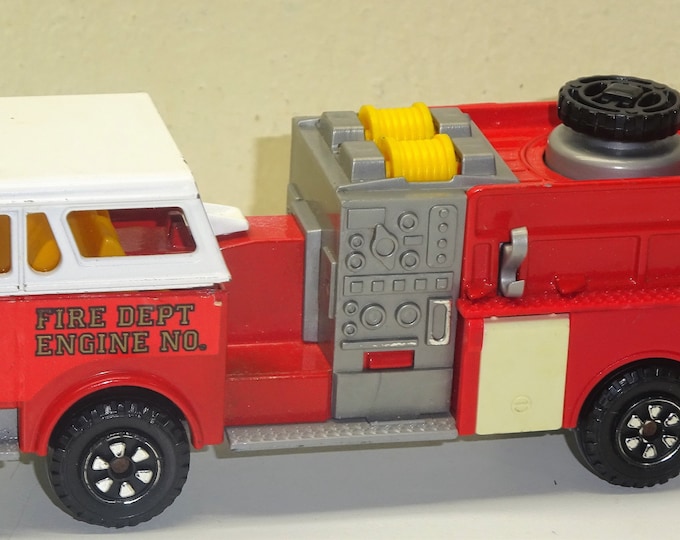 Majorette 1/47 Pompe A Incendie Fire Engine Truck Red Die Cast 7" Long ...