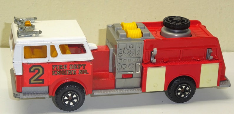 Majorette 1/47 Pompe A Incendie Fire Engine Truck Red Die Cast 7 Long ...