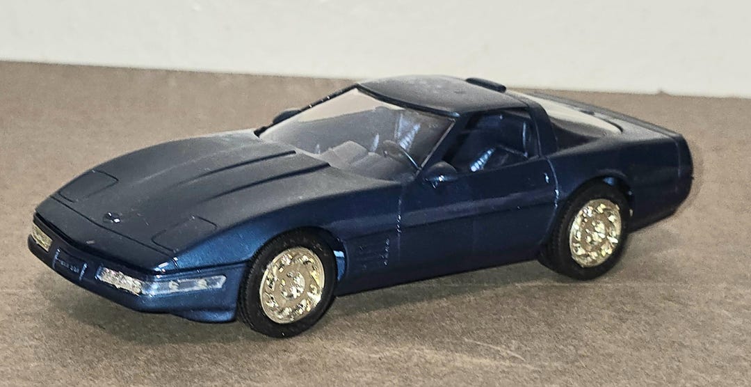 1991 C4 Corvette ZR-1 Medium Quasar Blue Dealer Promo Amt Ertl 6934 NIB ...