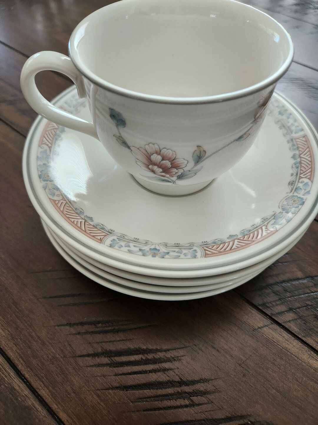 Versatone by Noritake Saucers & 1 Cup Set Chanteuse - Etsy