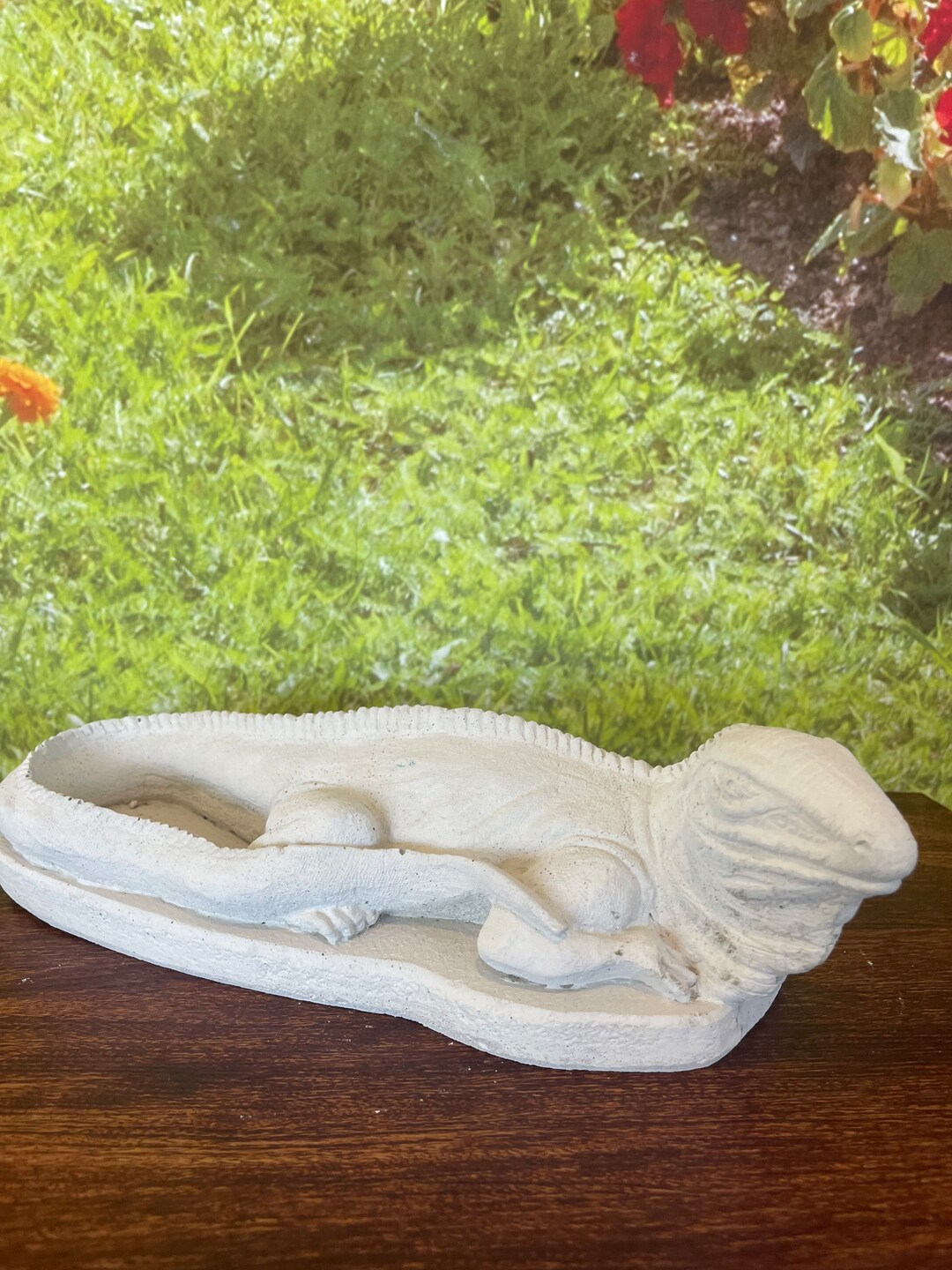 Laying Lizard Statue - Sterling Statuary | Handmade Brand New Solid ...