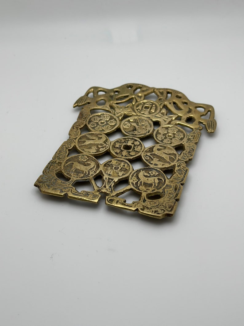 Vintage Brass Chinese Coin Chinoiserie Footed Trivet - Etsy