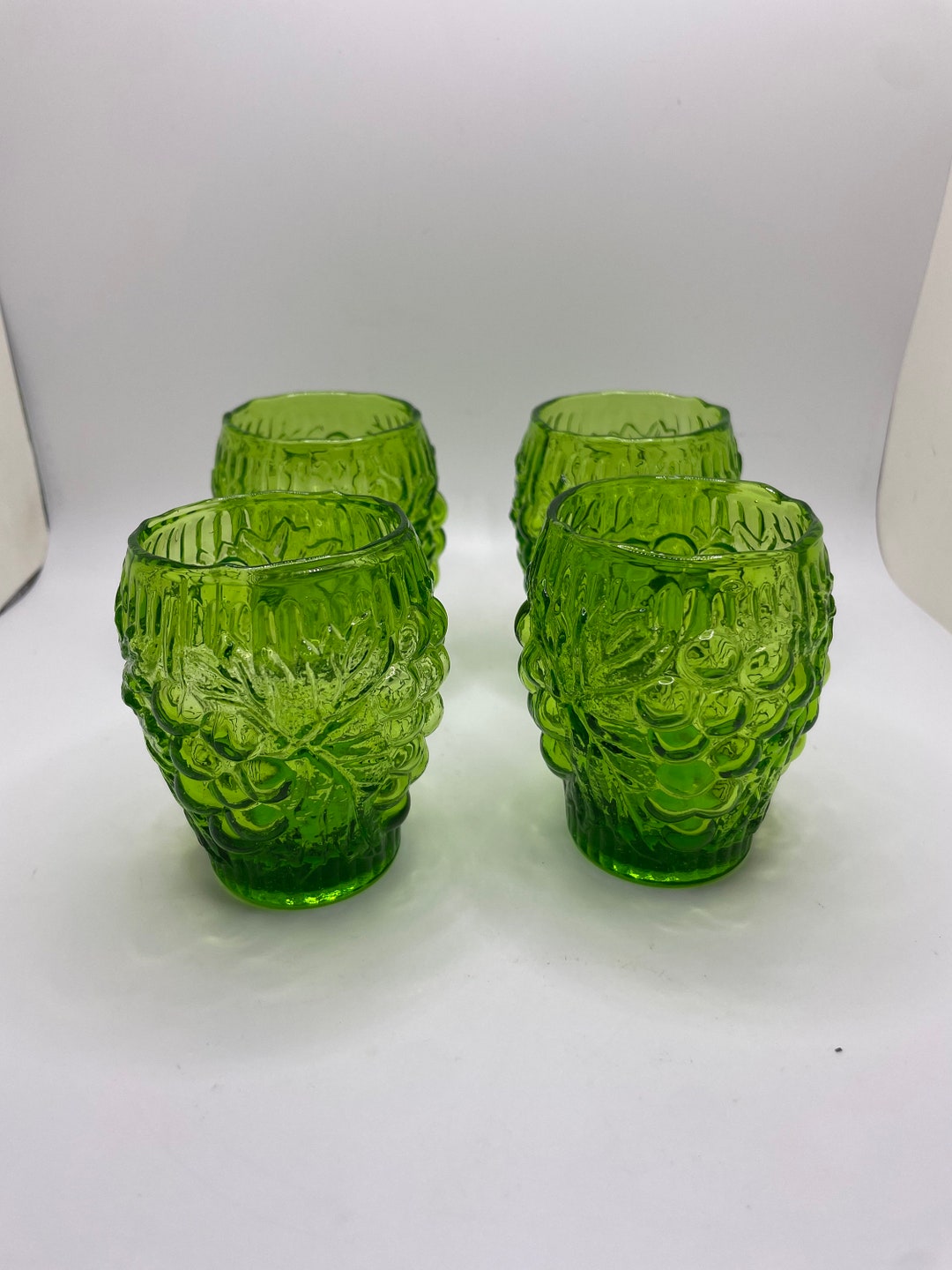 Vintage Italian Green Glass Grape Bunch Patten Small Juice Cups - Etsy