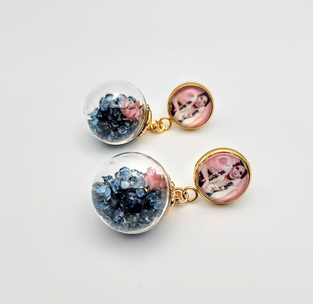Vintage Native Cher Headdress Floral Confetti Globe Fashion Dangle Stud ...