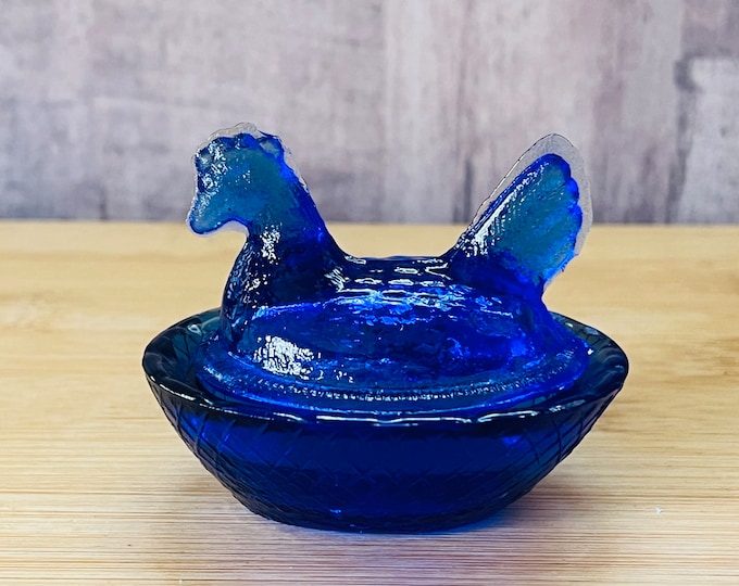 Vintage Cobalt Blue Glass Mini Hen on a Nest, Approximately 2.5"l X 2"h ...