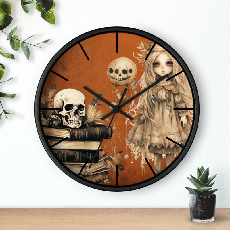 Dolly Clock - Etsy